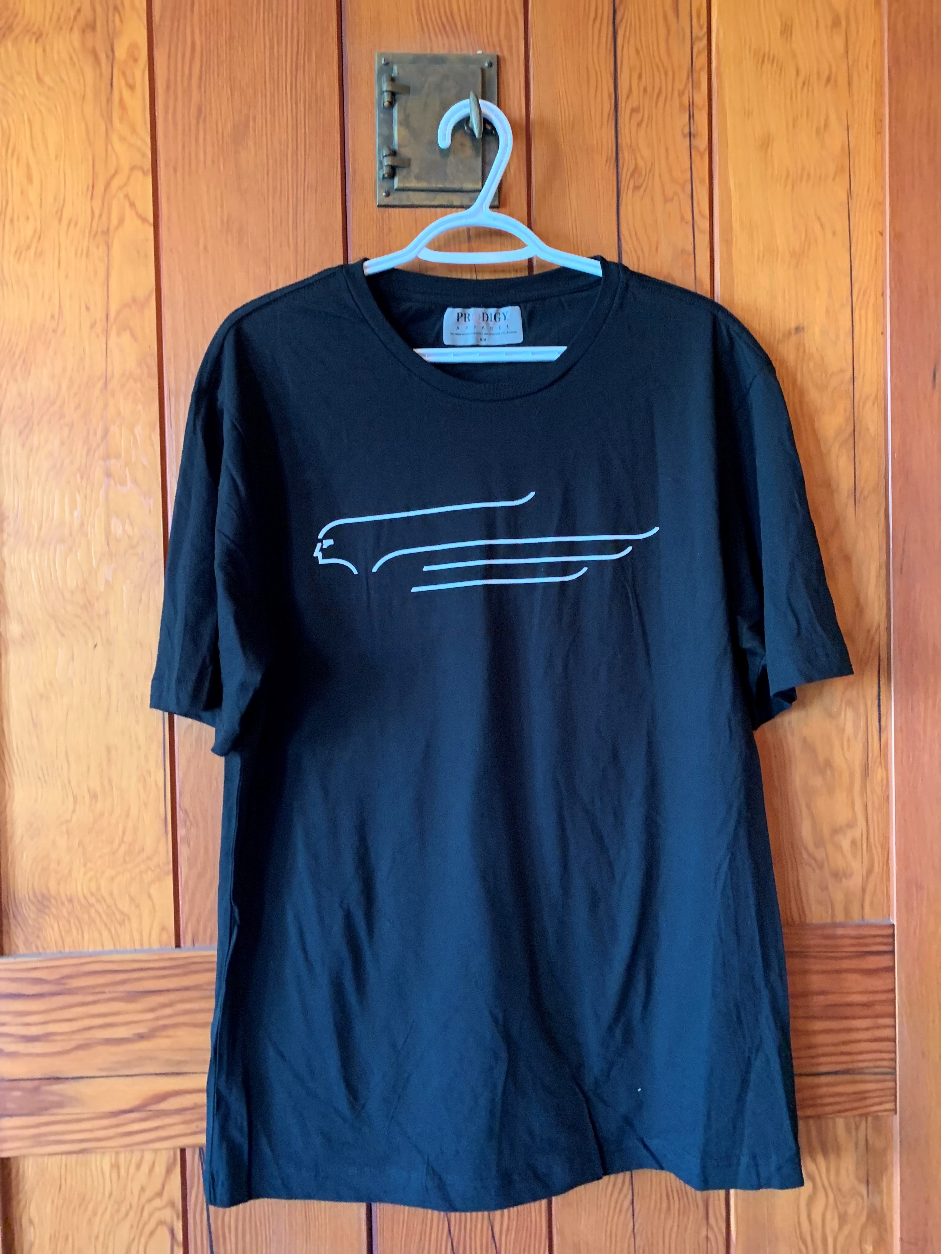 Westcott T-shirt Front logo – Westcott Vineyards